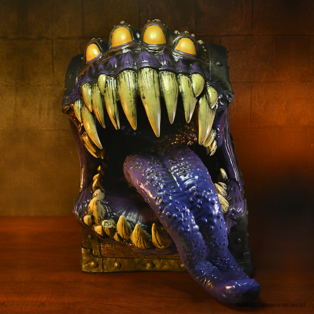 D&D Replicas of the Realms: Mimic Chest Life-Sized Figure – WizKids