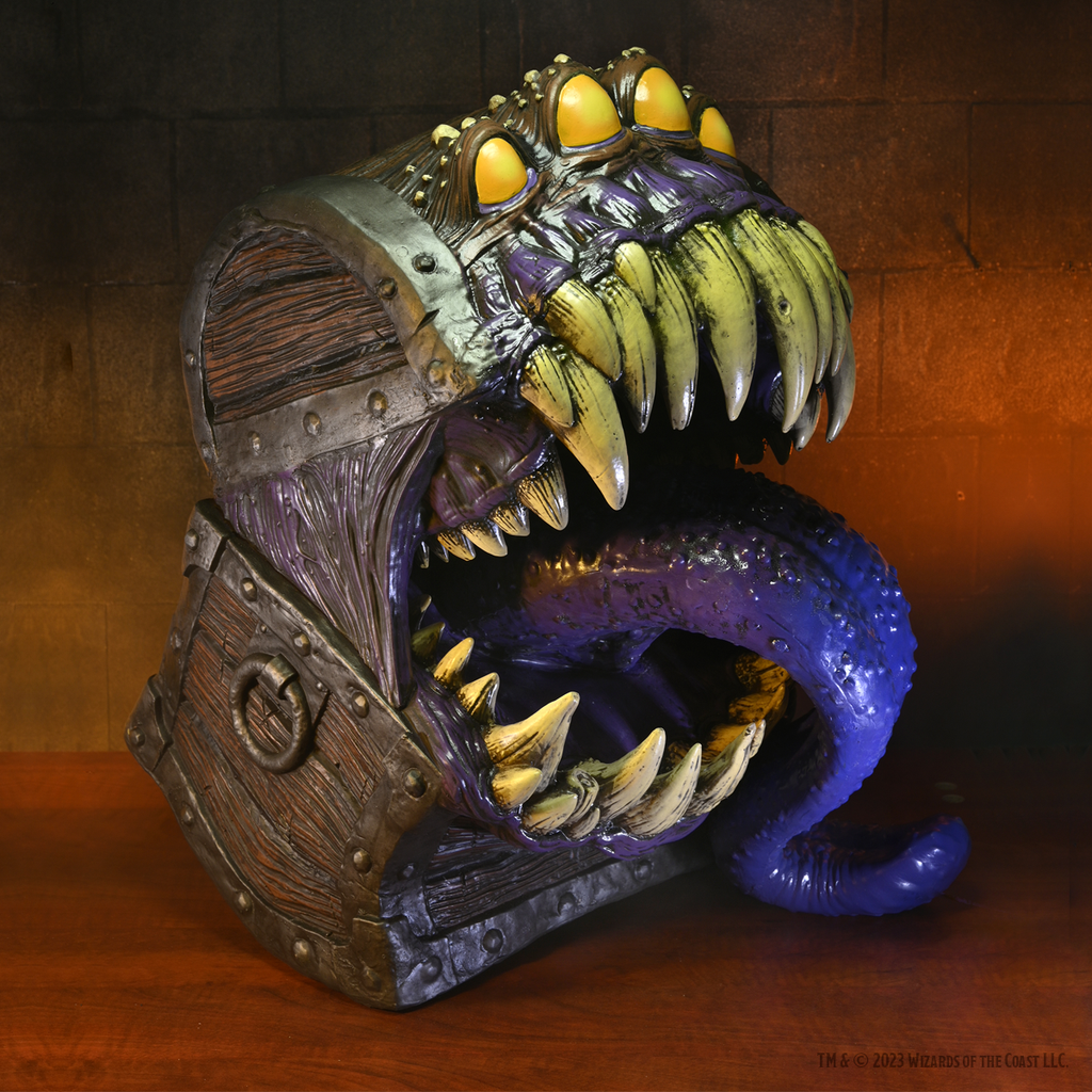 D&D Replicas of the Realms: Mimic Chest Life-Sized Figure – WizKids