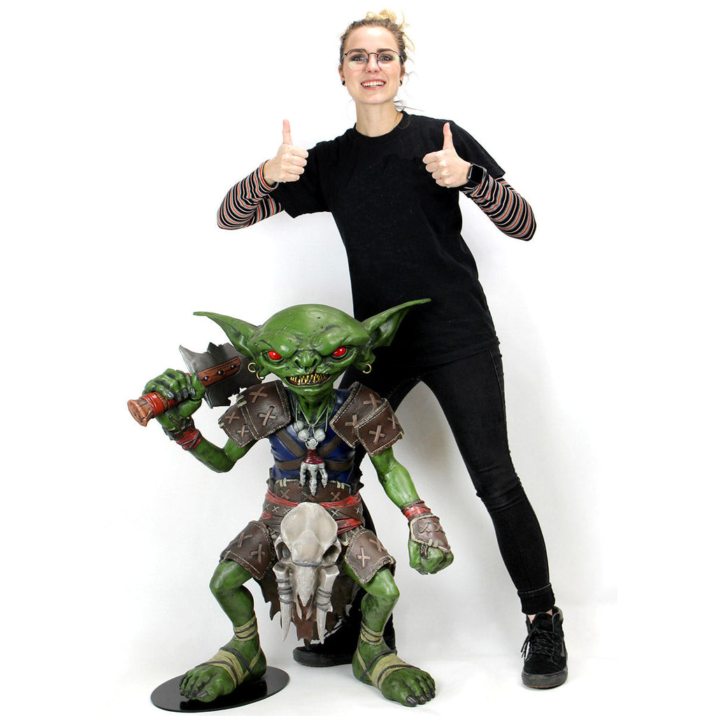 Pathfinder Foam Replica: Life-Sized Goblin – WizKids